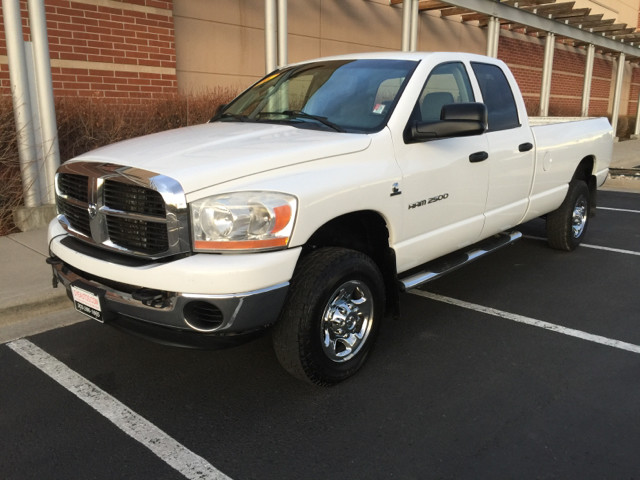 Dodge Ram Cummins 5.9l 6.7l diesel engine specs | dyeautos.com
